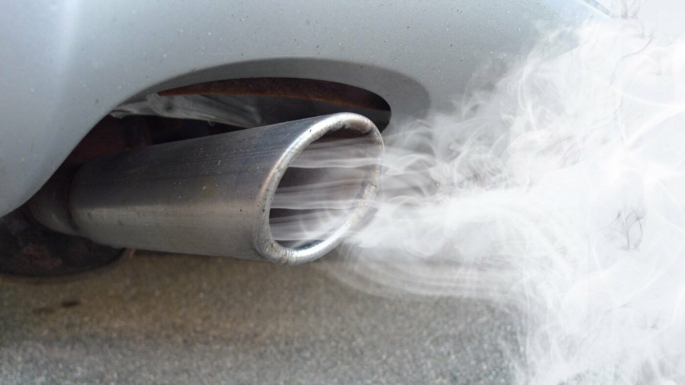 Why is car carbon cleaning so important? | FlexFuel® UK